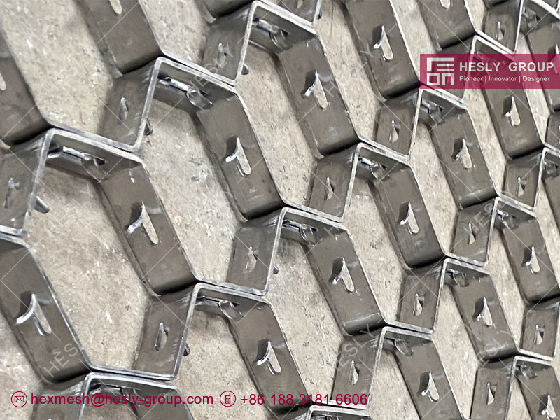 AISI410S Hexmetal for Tanks Stacks Lining | 19mm Depth | 1.5mm ...