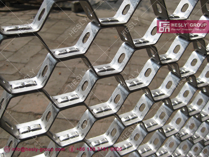 ASTM 321 | Hexsteel Mesh for metallurgival industry | Strip thickness 2 ...