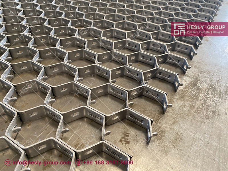 3/4” height |Hexmesh for refractory linings in furnaces, reactors ...